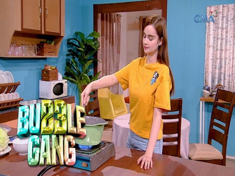 Bubble Gang: Tutok na tutok sa cellphone | GMA Entertainment