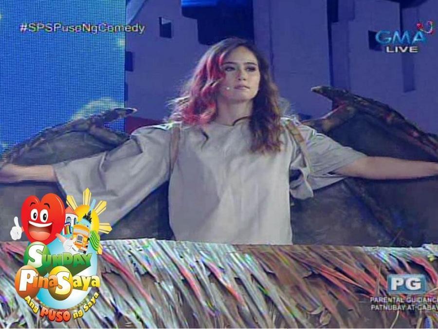 Sunday PinaSaya: Pagsalakay ni Manananggal Girl | GMA Entertainment