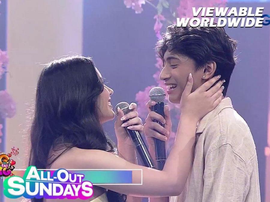 All-Out Sundays: 'Sing Kilig' pair Akira at Esther, nawala na sa kanta sa sobrang kilig?! | GMA ...