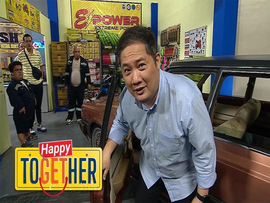 Happy Together: My clingy and funny parents! (Bloopers) | GMA Entertainment