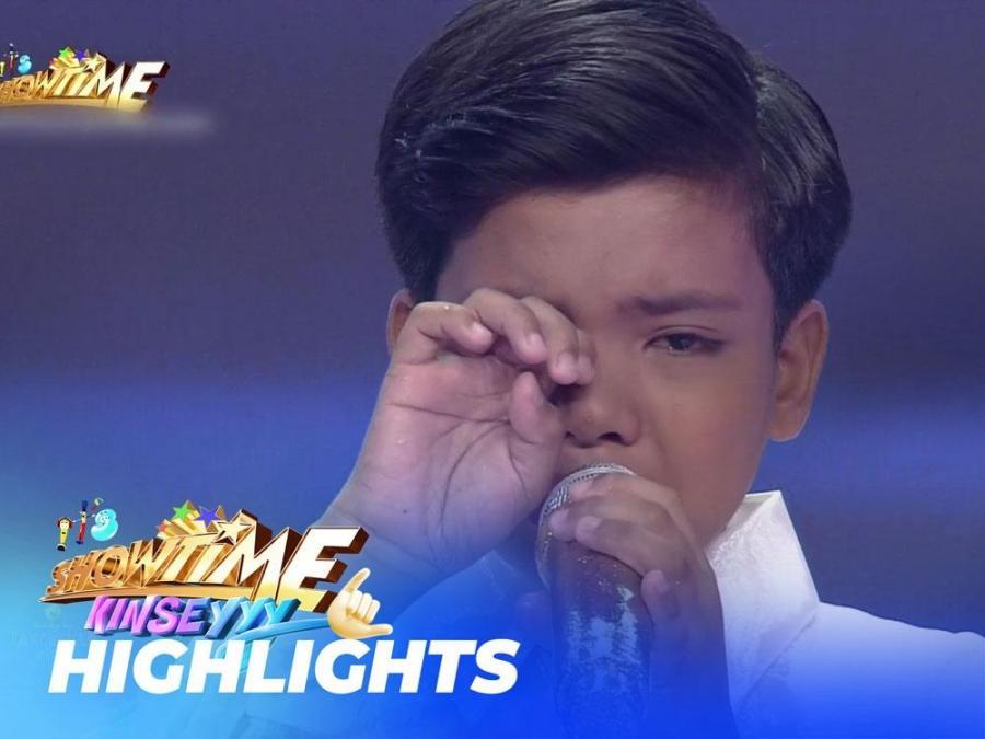 It's Showtime: Neithan, kinanta ang 'Habang May Buhay' para sa kanyang ...
