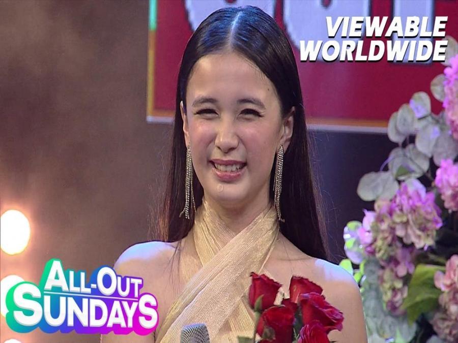 All-Out Sundays: Sofia Pablo, isinayaw ng kanyang 18 ROSES sa AOS stage! | GMA Entertainment