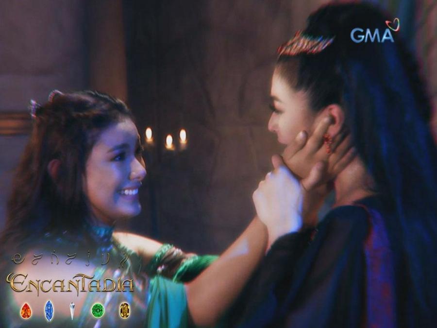 Encantadia: Madamdaming tagpo ng mag-ina | Episode 198 | GMA Entertainment
