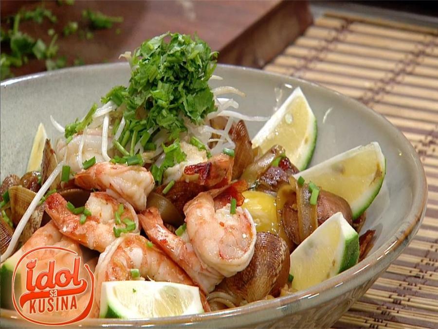 Idol sa Kusina: How to cook Singapore's stir-fried rice noodles | GMA ...