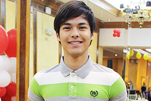 Not Seen On TV: Kristoffer Martin's invite to subscribe to the GMA ...