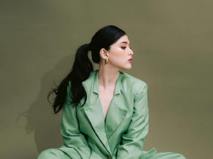 Kylie Padilla joins Dennis Trillo and Ruru Madrid in 'Green Bones' | GMANetwork.com - Pictures ...