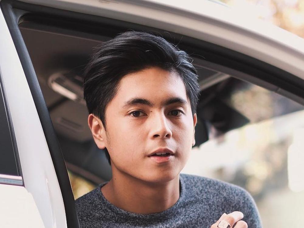 WATCH: Miguel Tanfelix, nagpamalas ng ilang magic tricks gamit ang ...
