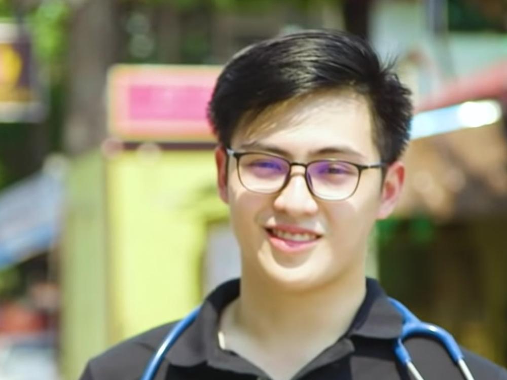 'KMJS': Meet this handsome 'Tuli Doctor' | GMA Entertainment