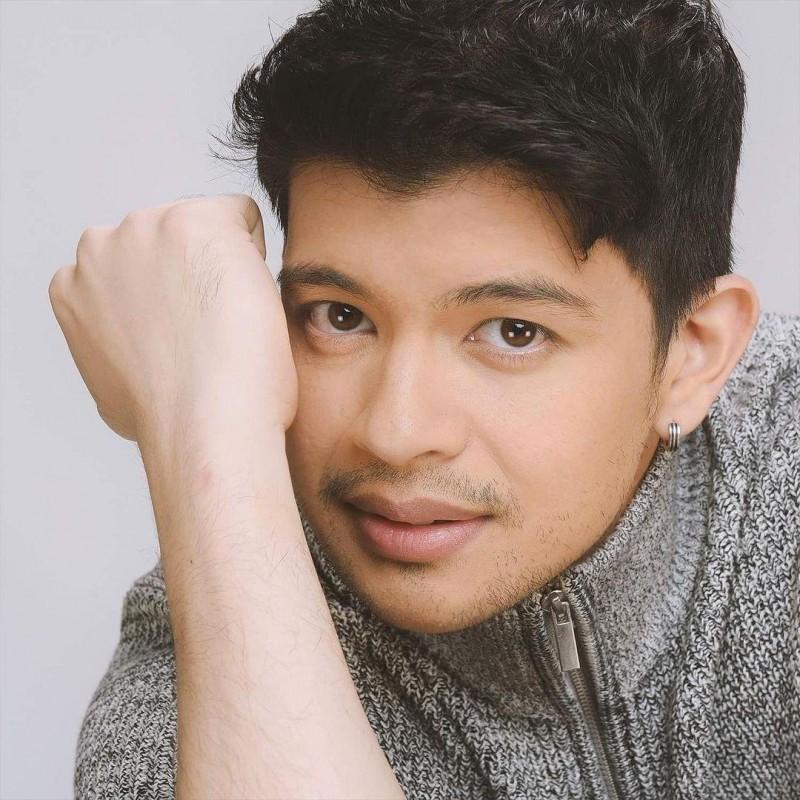 Rayver Cruz, may sarili nang bahay! | GMA Entertainment