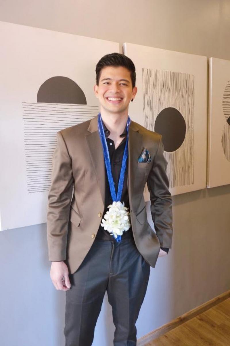 Rayver Cruz continues to grow stronger and better with GMA as he ...