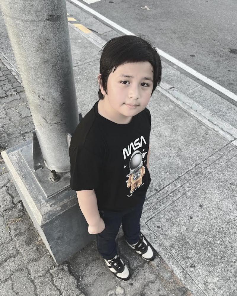 Raphael Landicho, tumanggap ng Academic Excellence Award with High ...