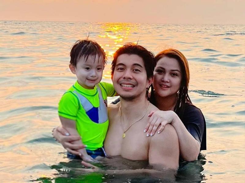 Rodjun Cruz, nag-Visita Iglesia at Stations of the Cross kasama ang ...