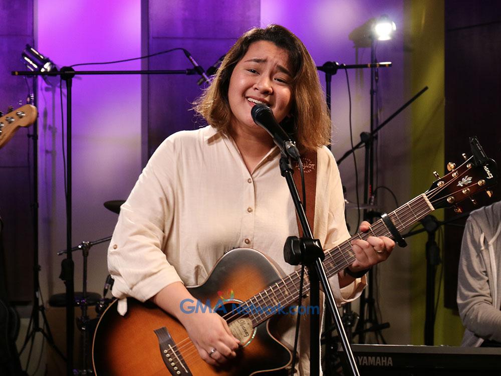 IN PHOTOS: Elise Huang and Dionela on the 'Playlist' | GMA Music